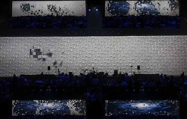 Ice Wall - Digital Projection Surface | Backdrops Fantastic Australia